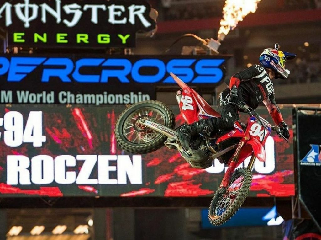 Supercross | Ken Roczen re della Triple Crown di Glendale | P300.it ...