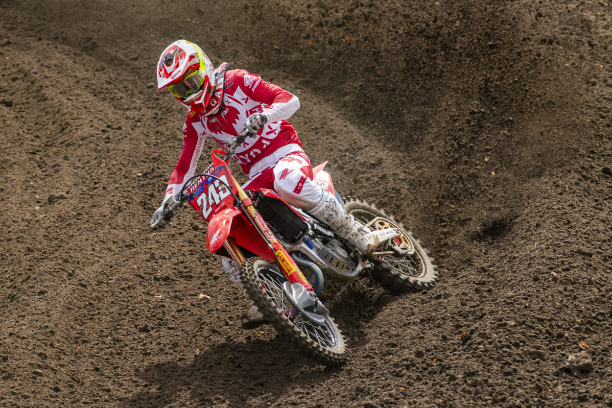 MXGP | GP Indonesia 2022: un Tim Gajser inarrestabile conquista gara-1 | P300.it | Motorsport Media