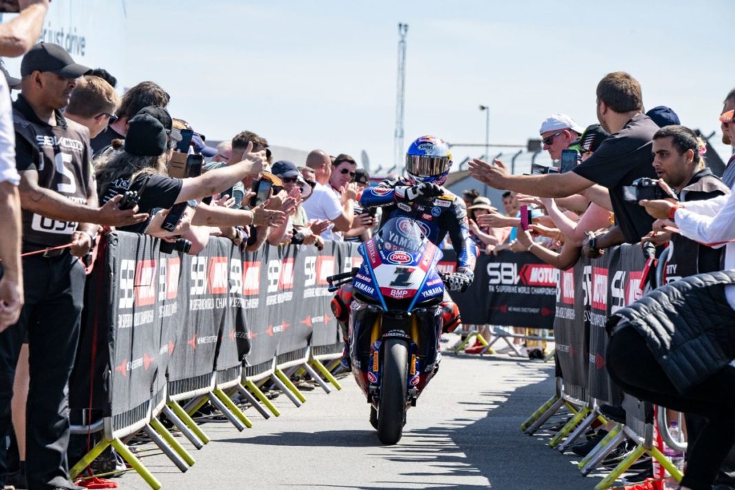 MXGP | GP Repubblica Ceca 2022: vittoria con margine per Seewer in gara ... MXGP | GP Repubblica Ceca 2022: vittoria con margine per Seewer in gara ...
